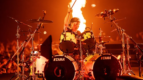 Metallica M72 World Tour Live from TX Night 1 - Beverley - Parkway Cinemas